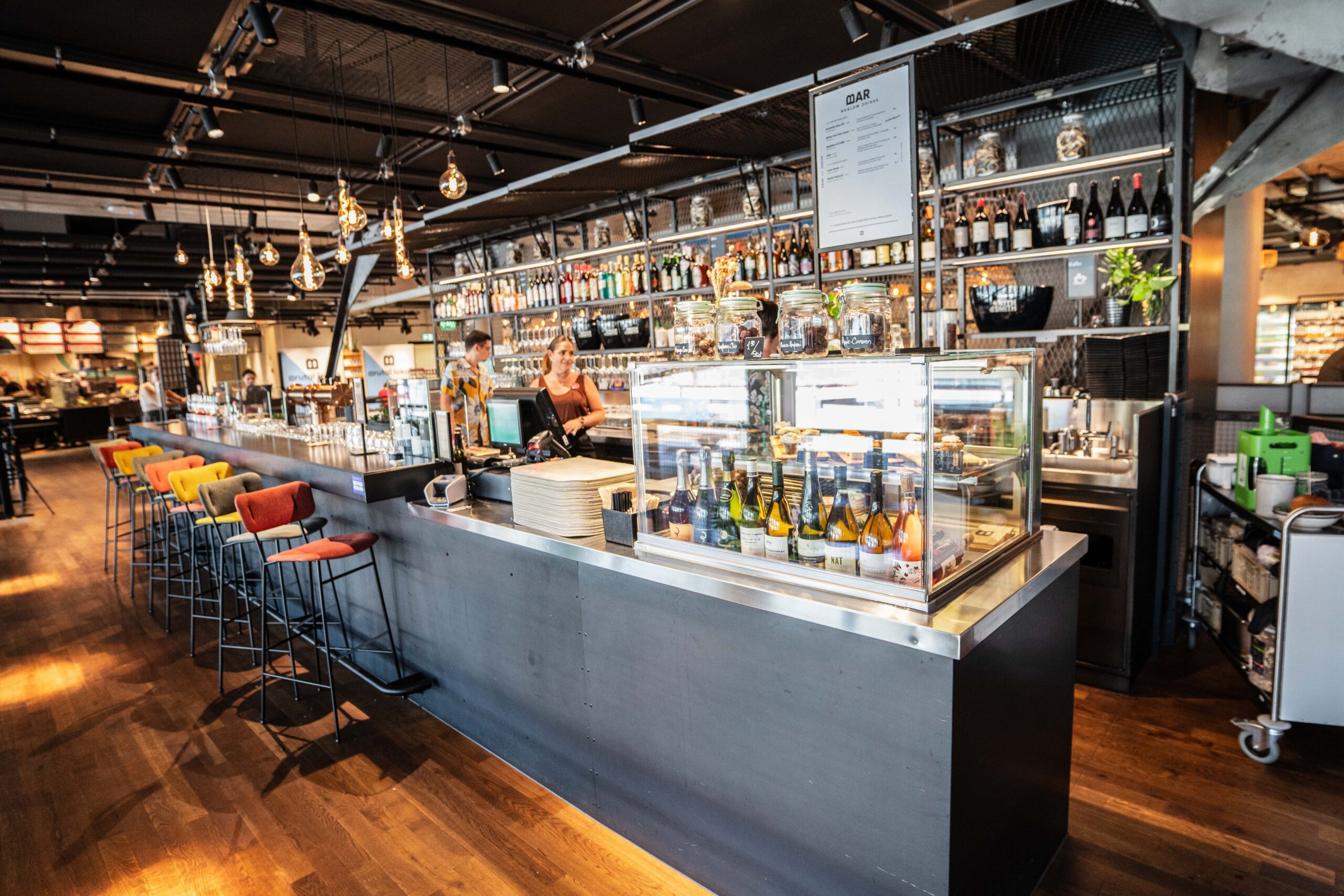 Bridge Bar - Bridge Zurich: Treffpunkt für Food-Lovers