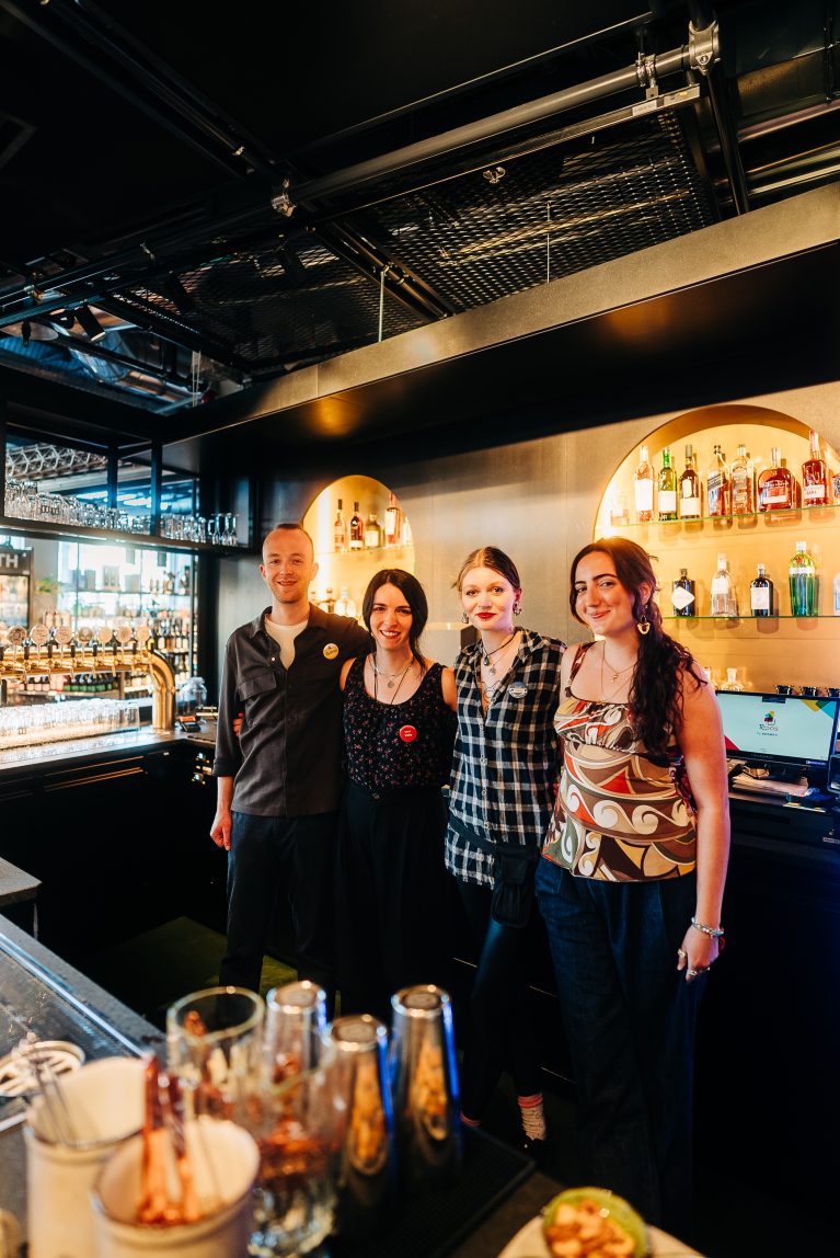 RAB BAR - Bridge Zurich: Treffpunkt für Food-Lovers